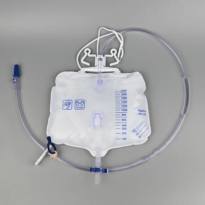 중국 Economic urinary drainage bag customization portable urine collector leg bag long tube 판매용