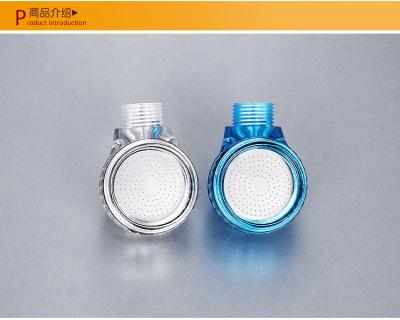 中国 浴のフィルターとの水圧を高める携帯用手持ち型のシャワー・ヘッド 販売のため