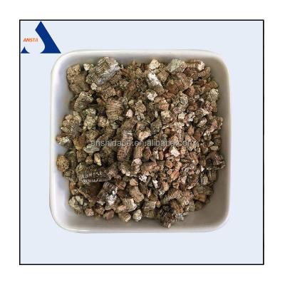 Cina Asbesto libero Colore dorato 3-6 mm Vermiculite espanso per l'agricoltura/orticoltura in vendita