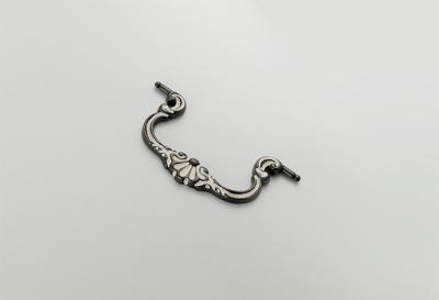 China Muebles de aleación de zinc antiguo Hardware tira de forma de flor cajón manija perillas en venta