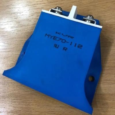 Chine V421BA60 B60K420 MYE70-681D 1 Circuit Chassis monté Disque recouvert Terminal industriel à haute énergie Varistor 680V 70 kA à vendre