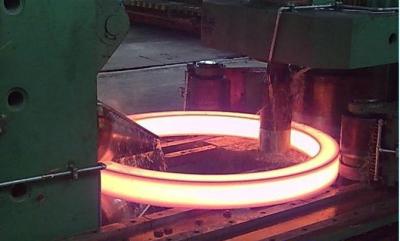 Cina Il generatore eolico 42CrMo ha forgiato il BACCANO d'acciaio ASTM A388 OD 3800mm delle flange dell'anello in vendita