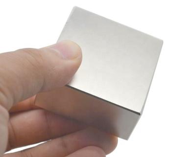 中国 ISO9001 2000 N52 ネオジム磁石 超強 NdFeB 50x50x25mm 加工サービス 販売のため
