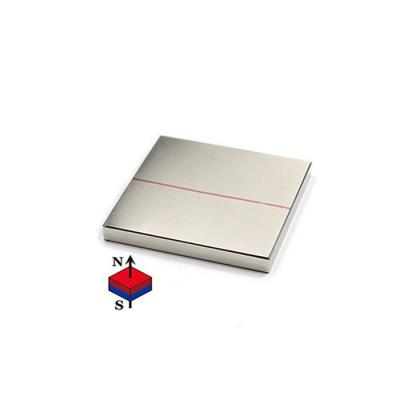 中国 20x10x2mm N35 N38 N42 N52 薄型直角ネオジム磁石 NdFeB磁石 工業用 販売のため
