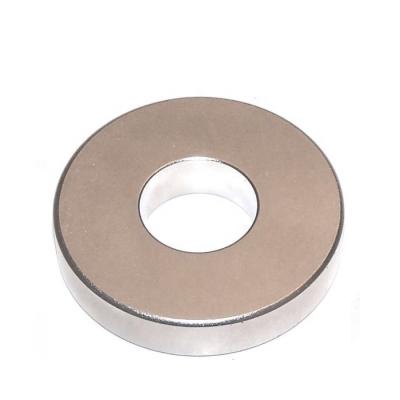 Cina Magnete di neodimio N35 rivestito in Ni-Cu-Ni per auricolari e altoparlanti a forma di anello in vendita