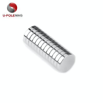 Cina Magnete a disco di neodimio N52 10x2 mm Dimensioni personalizzate per piccoli materiali magnetici rotondi in vendita