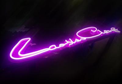 Chine Les panneaux au néon à LED de Saling Jack Daniels offrent une excellente visibilité pour la signalisation à vendre