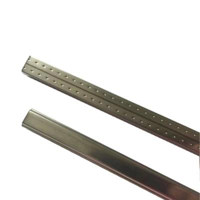 Cina 5m lunghezza 12A PVC plastica spaziatore di bordo caldo per vetro isolato aumenta il risparmio energetico in vendita