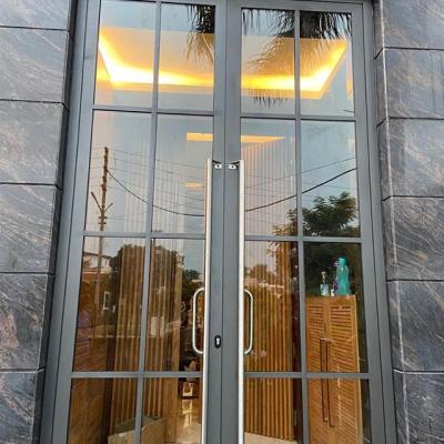 China Materiais de liga bar georgiano e flor de bar georgiano para o interior Porta de quarto de vidro duplo à venda