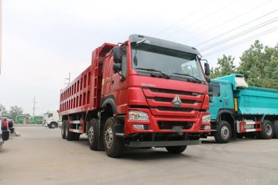 Cina Autocarro con cassone ribaltabile resistente di Sinotruk 8X4 HOWO 25M3 per le Afriche 50 - 60 tonnellate LHD in vendita