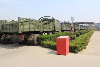 中国 Sinotruk 6x4 Euro2 10のタイヤの重い貨物トラック、30 - 40トンの輸送車両 販売のため