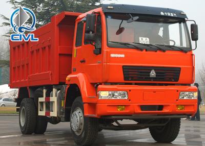 Cina SINOTRUK HOWO DUMP TRUCK 4 x 2 It is suitable for in harsh environments, unloading and transport ore and others. in vendita
