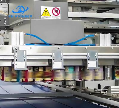 China Safety Oriented Whole Layer Carton Palletizer 2-4 Layers/Min With Multiple Protection for sale