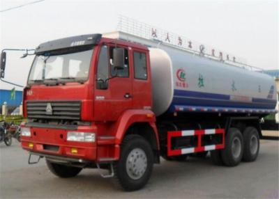 Cina Sinotruck Howo 25m 3 innaffia la ruota LHD RHD del camion cisterna 10 che spruzza il camion per il Kenya in vendita