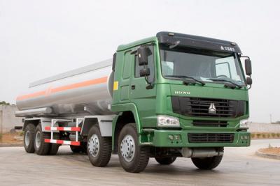 Cina Camion cisterna dell'olio di Sinotruk Howo 8X4 da vendere capacità dell'onere gravoso in vendita