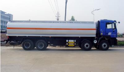 Cina Mano sinistra che conduce il camion cisterna SINOTRUK 8 * 4 del combustibile per trasporto liquido chimico in vendita