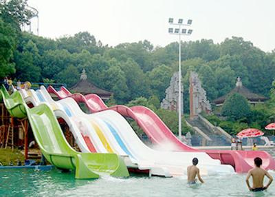 Cina Veicolo su misura della zattera degli acquascivoli di dimensione di colori grande per il parco di divertimenti in vendita