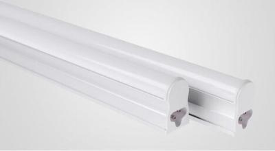 Cina Luce della metropolitana di T5 LED con integrazione 2ft del braket 600mm 9W in vendita
