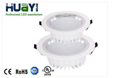 中国 120mm の排気切替器が付いている SMD5630 CRI80 800LM 4000K 10w の穂軸 LED Downlight 販売のため