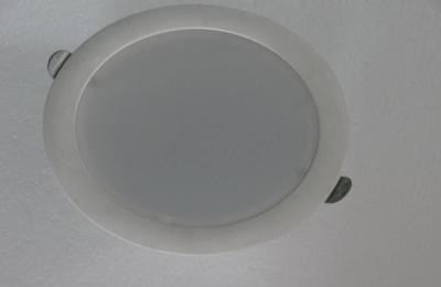 Cina PANNOCCHIA messa LED Downlight 240v IP44 100 lm/w 8w, lampade del LED giù in vendita