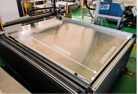 Glue Plotter CNC Gluer working area showing dimensions