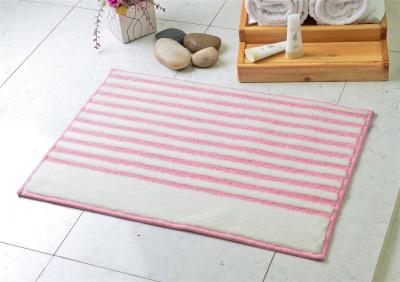 Cina Tappeto da bagno bianco & di rosa forte di acqua di assorbimento 100% dell'acrilico del processo di trapunto in vendita