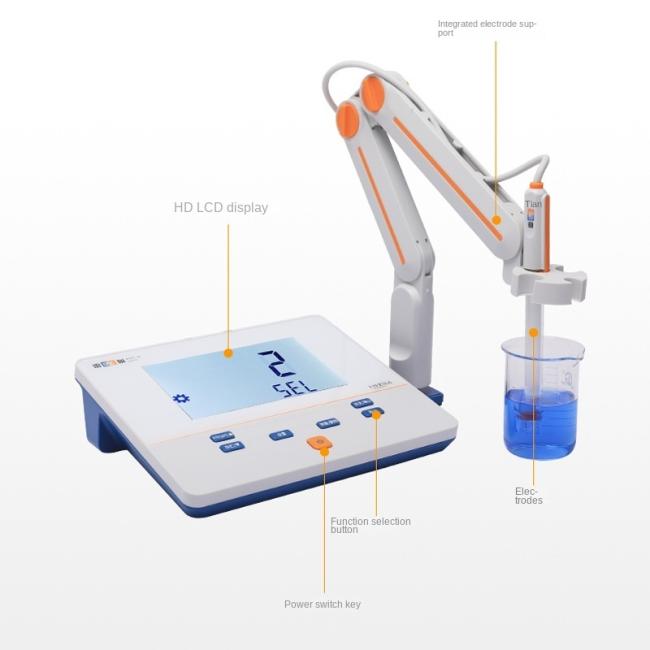 PH200EM Benchtop pH Meter display and controls
