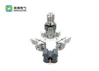Cina L'irrigazione concentrare su ordinazione del perno parte l'accoppiatore dell'albero di trasmissione del giunto di u del perno in vendita