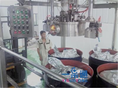 China Máquina de rellenar del zumo de fruta del tarro de 3 y 5 galones por completo automática para el agua purificada en venta