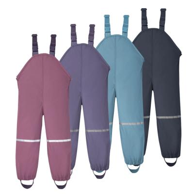 Cina I bambini di personalizzazione dell'OEM impermeabilizzano i pantaloni di sport all'aperto dei neonati e delle ragazze dei pantaloni della pioggia per i bambini in vendita