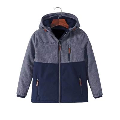 Cina Cappotto antivento del rivestimento del softshell degli uomini di personalizzazione dell'OEM dei vestiti del rivestimento impermeabile all'aperto del softshell in vendita