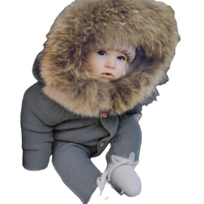 Cina I vestiti neonati caldi dei ragazzi del pagliaccetto dell'inverno sopportano la tuta che tricottata del bambino del bambino pieno incappucciato collega le attrezzature con un manicotto infantili delle tute della ragazza in vendita