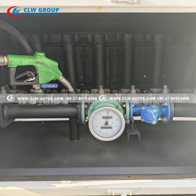 HOWO 8×4 Fuel Tank Truck overall configuration