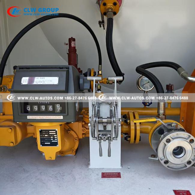 LPG Tank Truck Detailed View 9