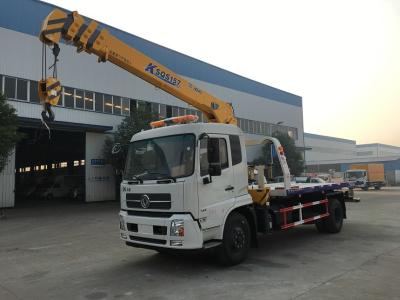 중국 Dongfeng 회복 6 톤 구조차 견인 트럭, 6.3 톤 망원경 기중기로 거치되는 평상형 트레일러 견인 트럭 판매용