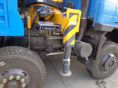 Cina gru telescopica montata DropsideTruck 10T con il braccio diritto idraulico in vendita