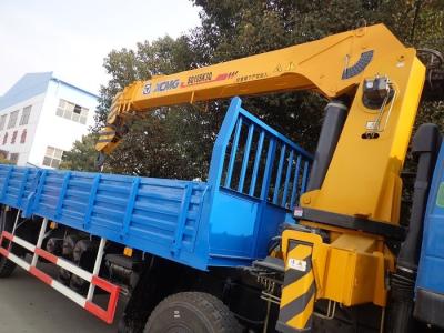 Cina gru telescopica montata DropsideTruck 10T con il braccio diritto idraulico in vendita