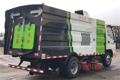 Chine Camion de balayeuse de route de nettoyage de la poussière d'acier inoxydable de FOTON pour la route et l'aéroport à vendre
