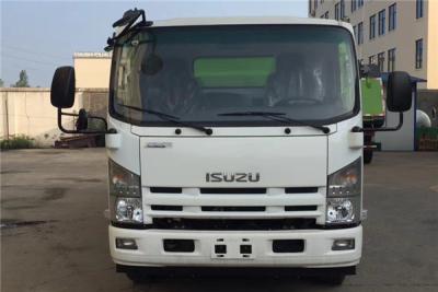 Chine Camion de balayeuse de machine de nettoyage de rue de balayeuse de balayeuse de route d'acier inoxydable d'ISUZU 4x2 à vendre
