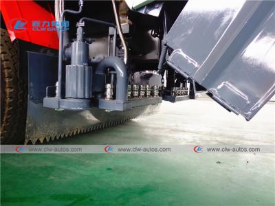 중국 호워 8X4 371HP 8000 리터 아스팔트 탱크 12CBM 자갈 버킷 판매용