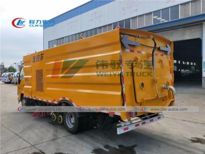 Chine Commande de main gauche de camion de balayeuse de route d'ISUZU Vacuum 4X2 à vendre