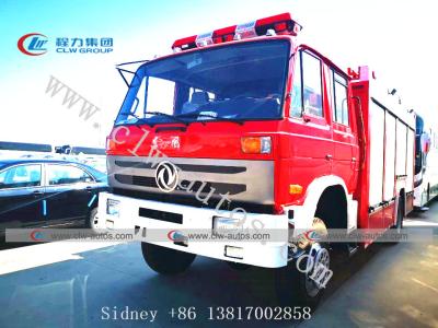 Κίνα Φορτηγό προσβολής του πυρός Dongfeng 4X4 με το νερό 6000L και τη δεξαμενή αφρού προς πώληση