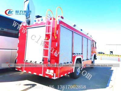 Κίνα Φορτηγό προσβολής του πυρός Dongfeng 4X4 με το νερό 6000L και τη δεξαμενή αφρού προς πώληση