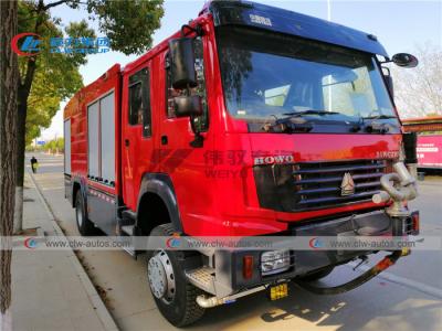 Κίνα RHD Sinotruk Howo 4X4 από το δρόμο ξεραίνει το φορτηγό προσβολής του πυρός σκονών προς πώληση