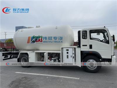 Chine HOWO 15000 litres de LPG de camion de distributeur pour le remplissage de cylindre à vendre
