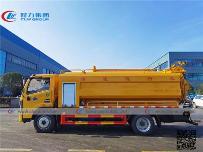 Chine Camion d'aspiration d'eaux d'égout de vide de Dongfeng Duolicar 7cbm avec le système de nettoyage à haute pression à vendre