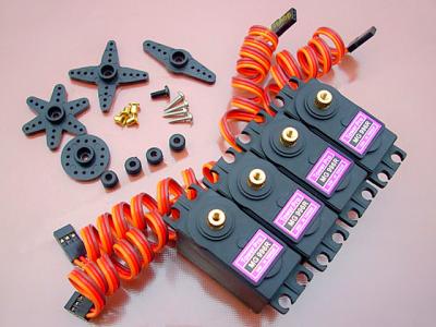 Cina Servo elettrico dell'ingranaggio del metallo per il corredo del robot di Diy 270 gradi di MG996R in vendita