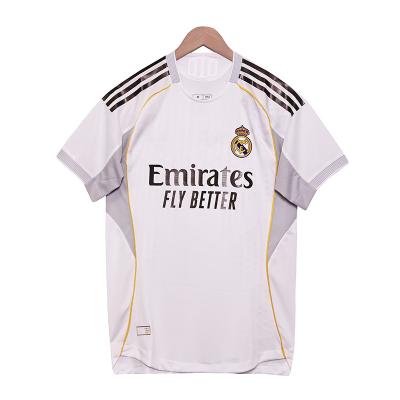 Cina Stagione 2025-2026 Versione giocatore Real Madrid Home Jersey Personalizzazione della squadra in vendita