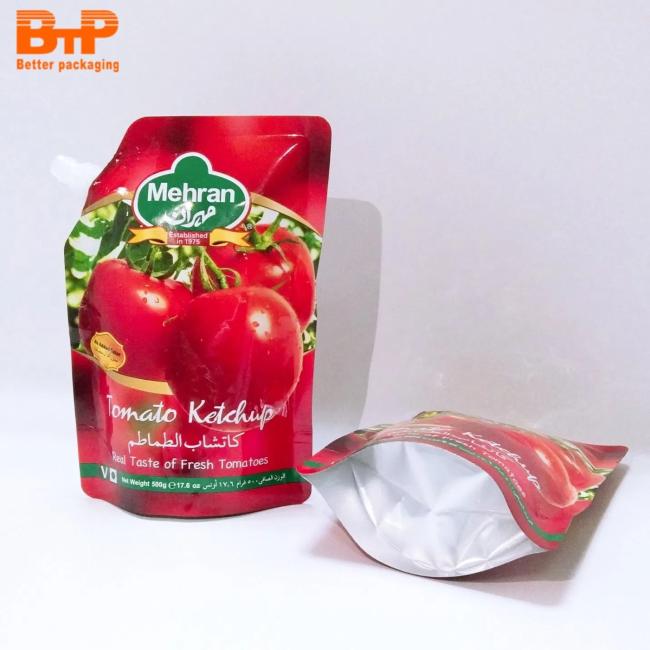 Spout pouch for liquid packaging