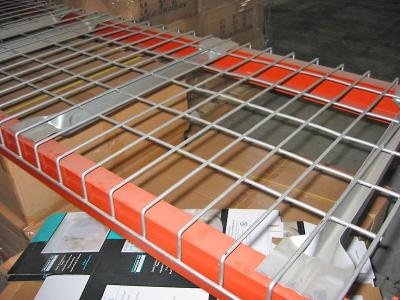 Китай Decking ячеистой сети, Shelving коммуникационного провода, полки хранения супермаркета, палубы нагрузки продается